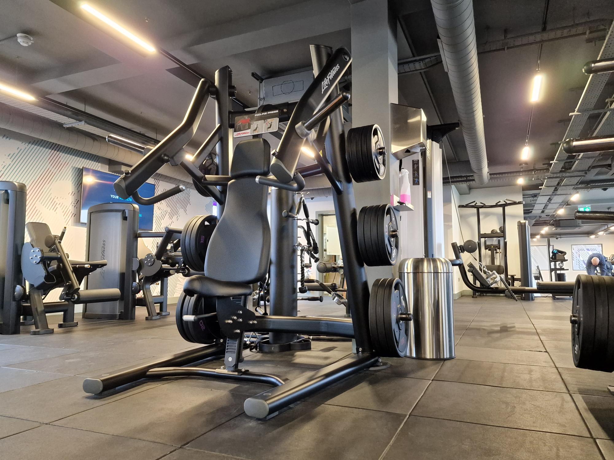 Own a gym - The UK’s #1 Fitness Franchise | Anytime Fitness